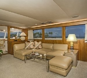 PYEWACKET Yacht Charter Details, Broward 81 | CHARTERWORLD Luxury ...